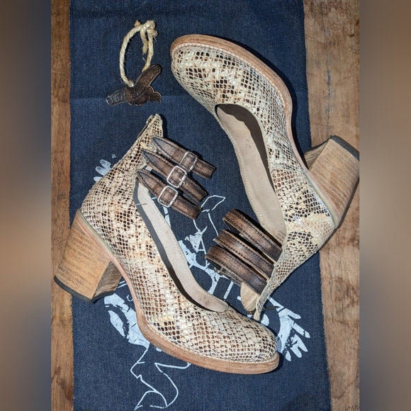 Freebird by Steven | Shoes | Freebird By Steven Randi Shoes | Poshmark